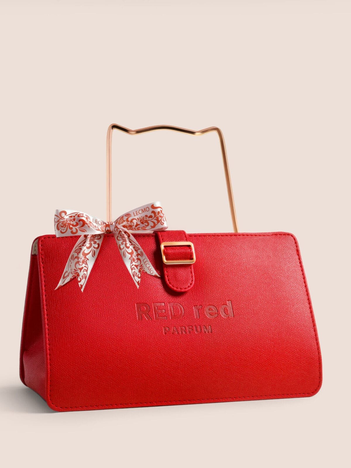 LECMO Perfume — The Tale of the Lady and the Wolf