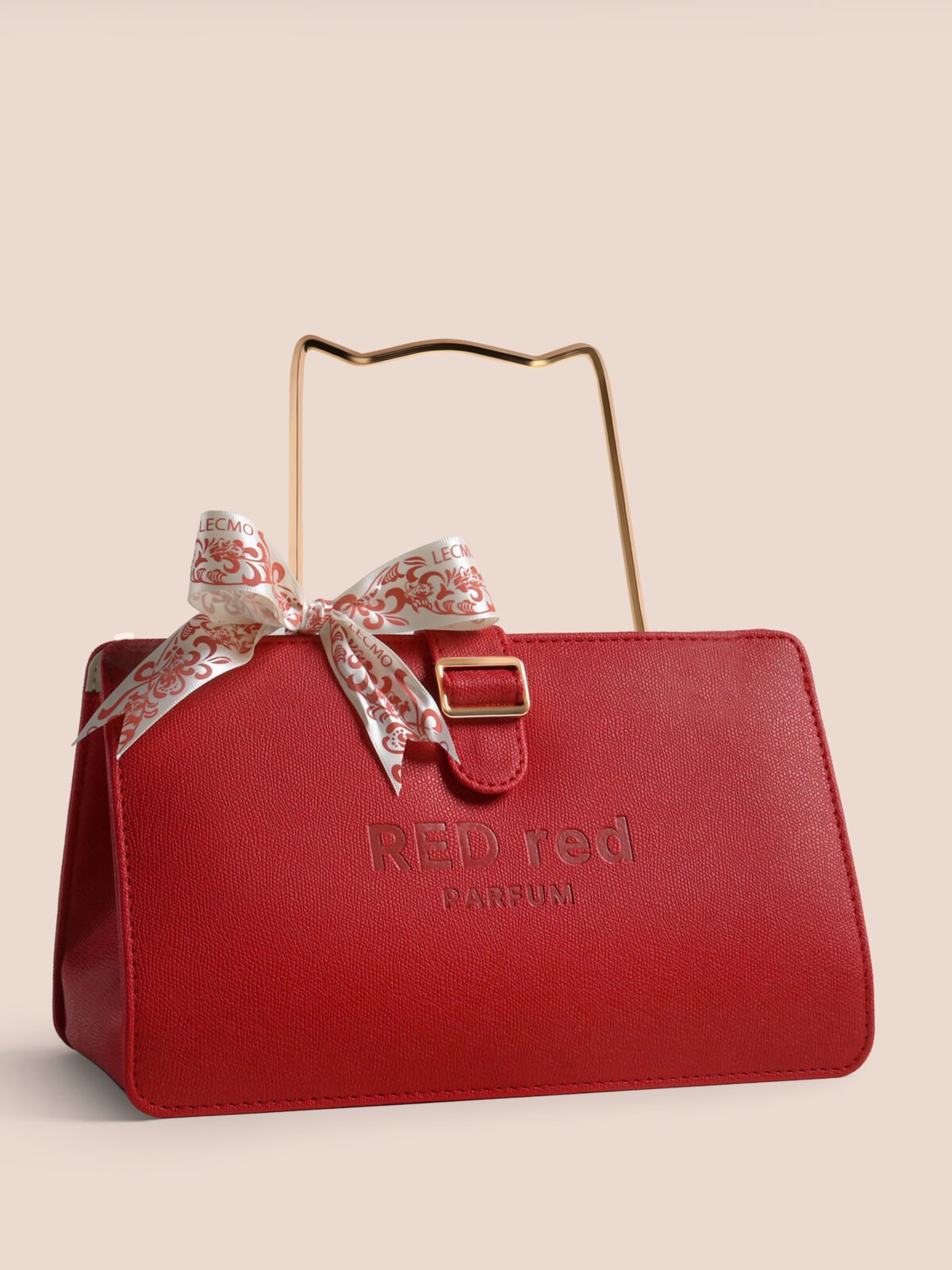 LECMO Perfume – The Tale of the Lady and the Wolf